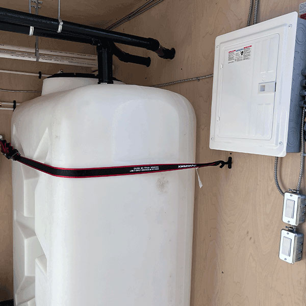 Shipping Container Washroom – Fully Equipped, Insulated & Ready to Use ...